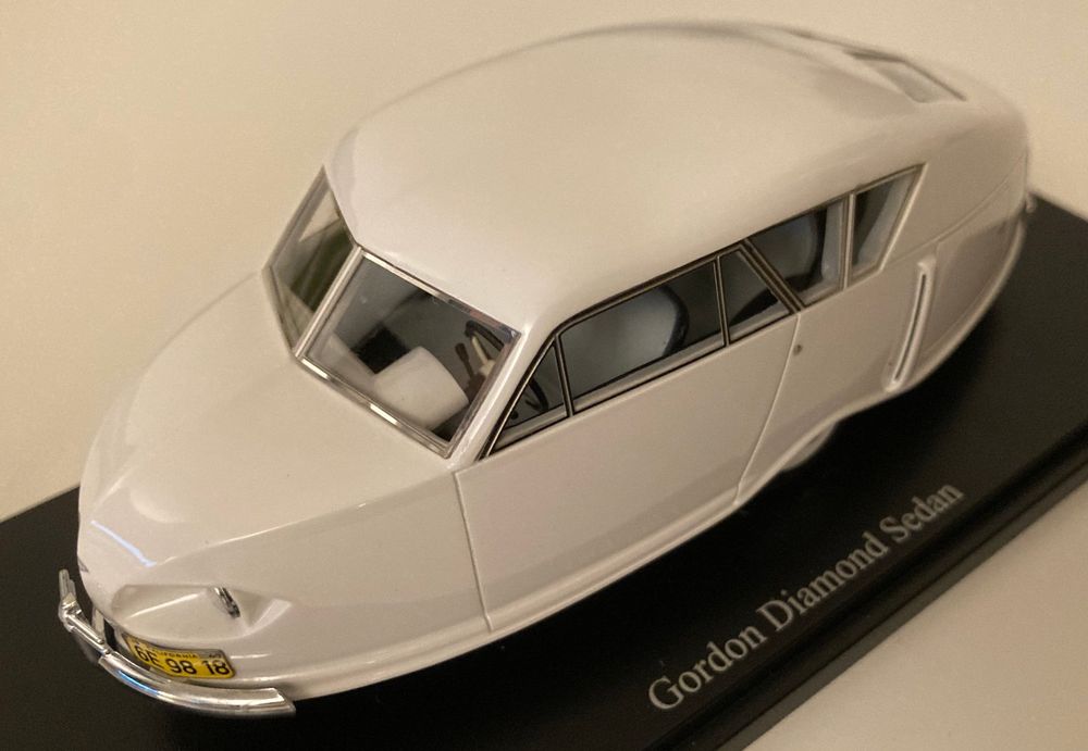 autocult - Gordon Diamond Sedan - USA 1949 - 1:43 - Modell (Neu und ...