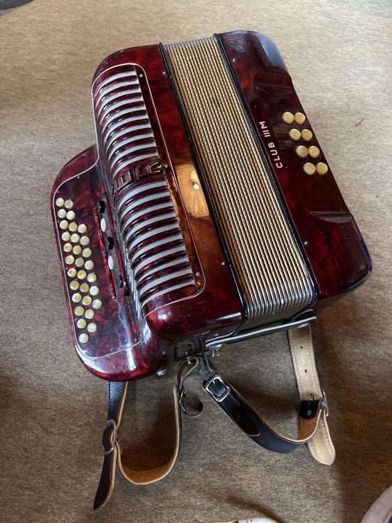Handharmonika "Hohner" Club IIIM Akkordeon (Gebraucht) in für CHF 103 ...