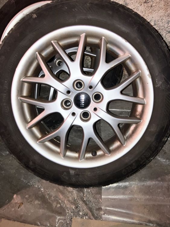 Gut erhaltene Sommerreifen auf Felge für Mini R56 (Gebraucht) in Wangen ...