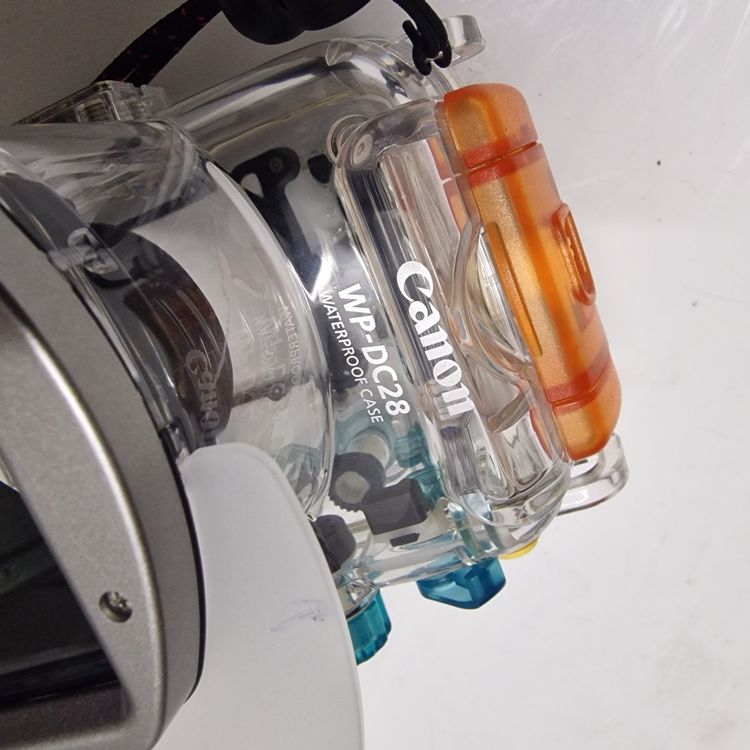 Canon WP-DC28 Waterproof Case (Gebraucht) in LUTRY für CHF 25 – mit Lieferung auf Ricardo kaufen