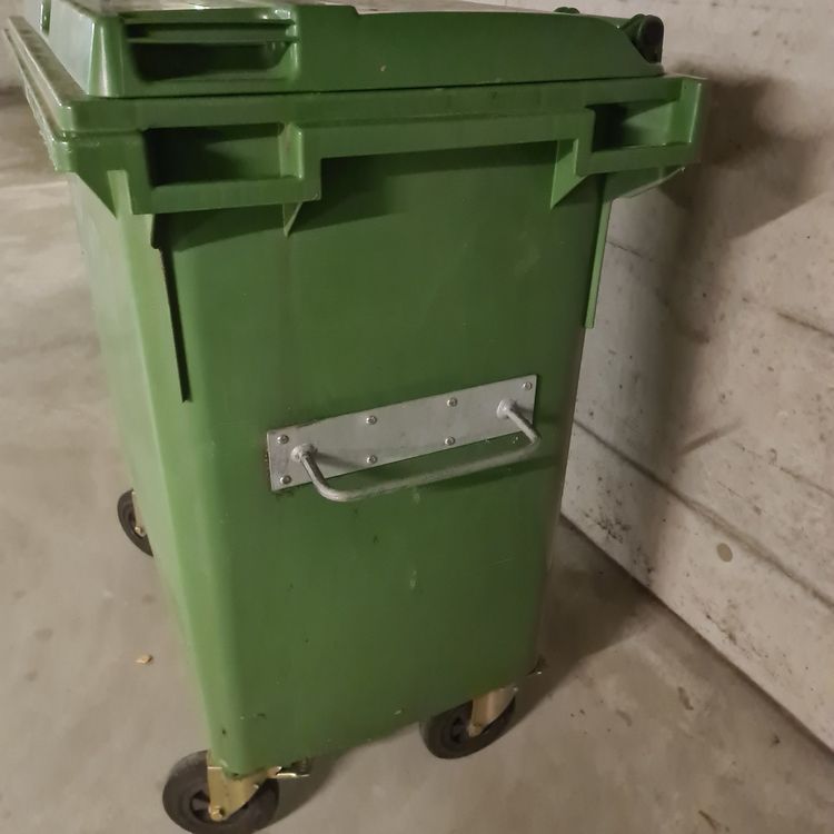 Grüncontainer 770l | Kaufen auf Ricardo