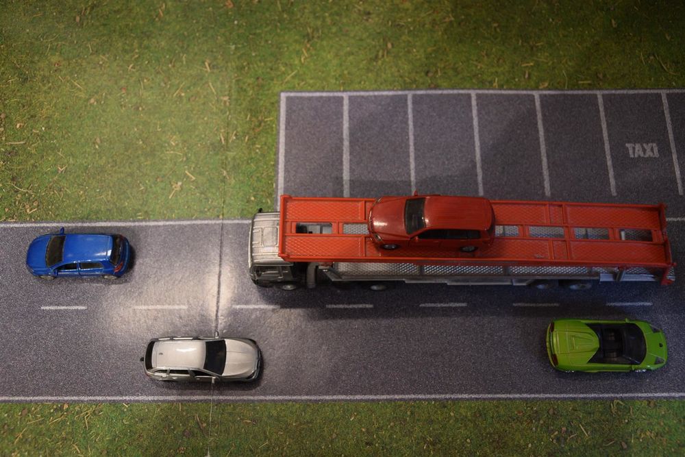 Siku Set Automobil-Transporter + 4 Autos | Kaufen auf Ricardo