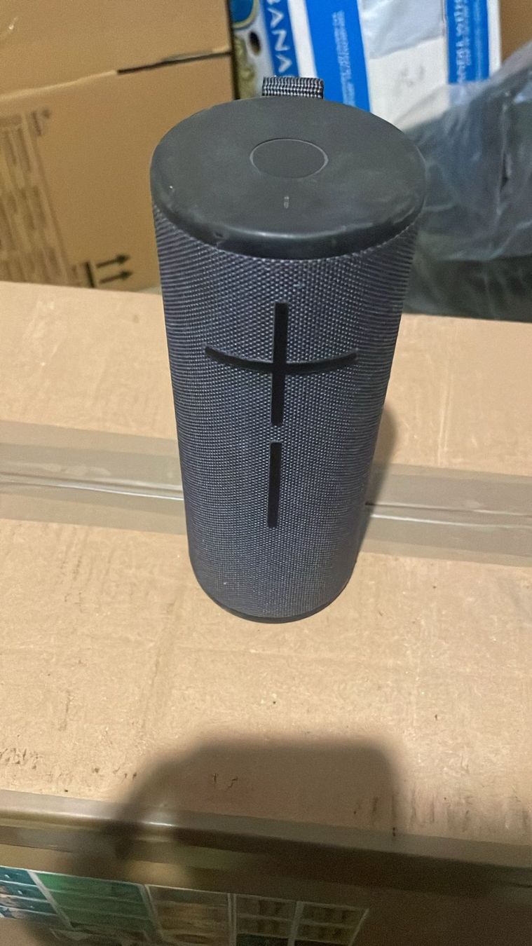 UE Boom 3 Inkl Ladestation (Top Zustand) (Neu (gemäss Beschreibung)) in ...