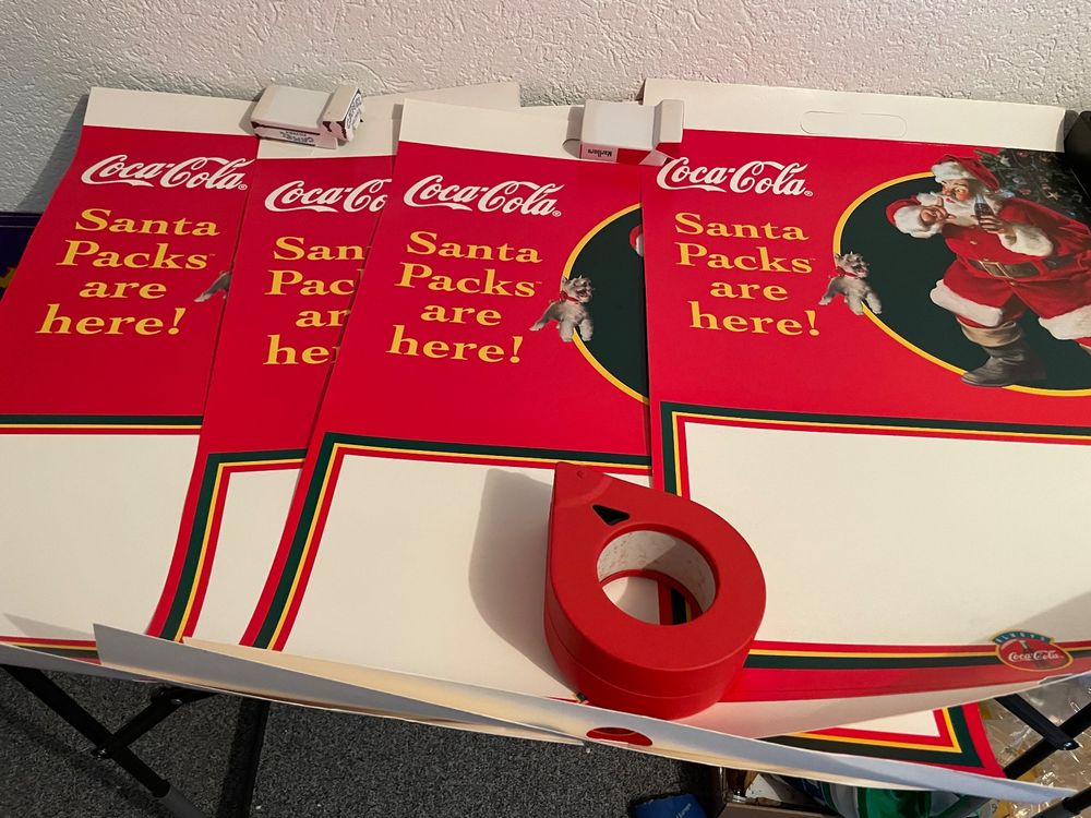 4 Coca Cola Christmas Pappe Poster (Gebraucht) in Schliern b. Köniz für ...