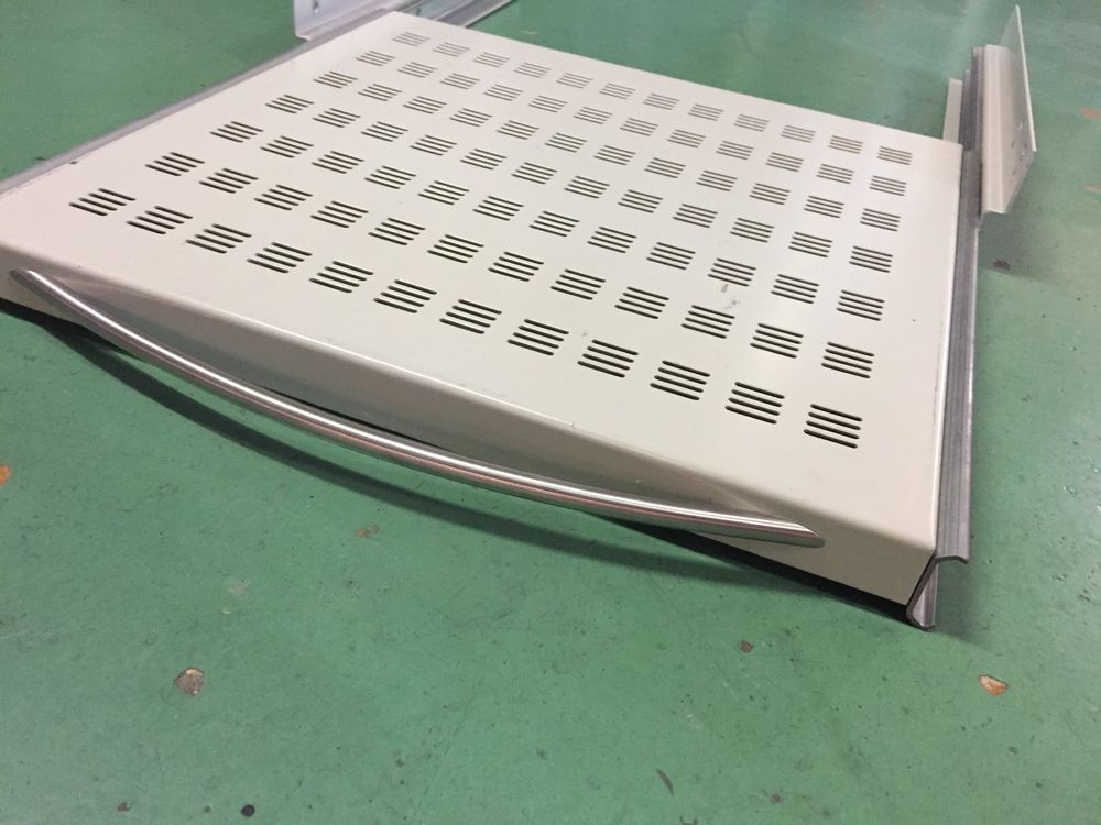 Rack-Auszug/Tablar | Kaufen auf Ricardo