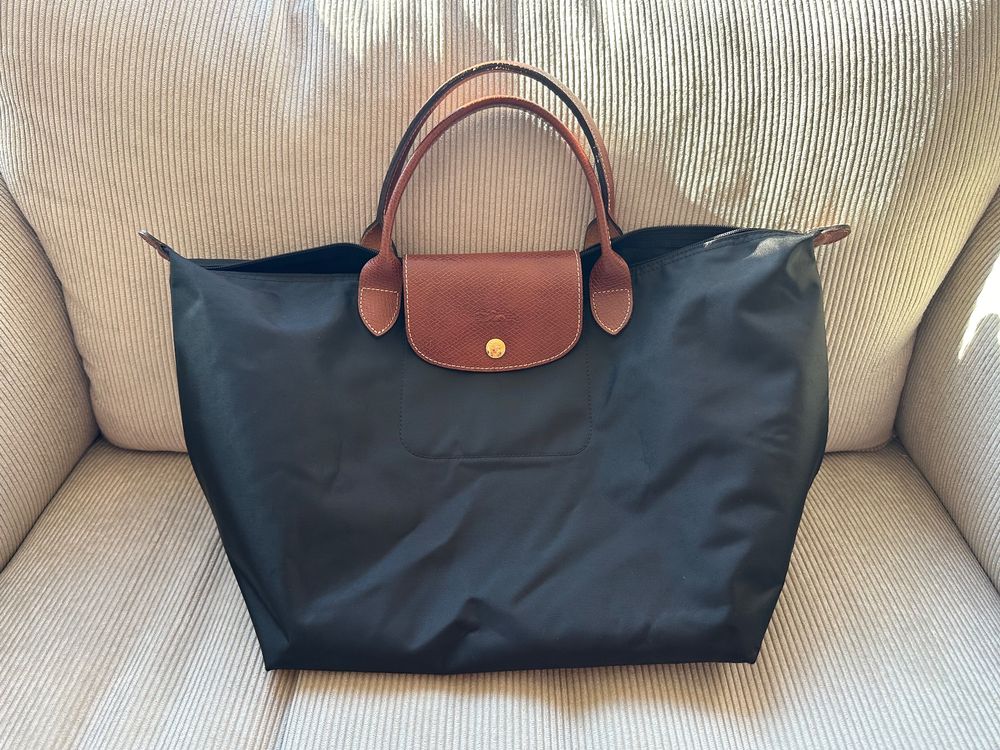 Longchamp Le Pliage M schwarz (Gebraucht) in Mels für CHF 30 – mit Lieferung auf Ricardo kaufen