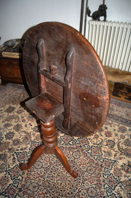 Antiker Klapptisch im Englischen Kolonialstil (Gebraucht) in Geroldswil für CHF 250 – nur ...