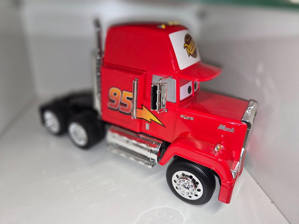Flash Mc Queen et Mack 1/18 (D'occasion) à Bévilard pour CHF 88 – avec ...