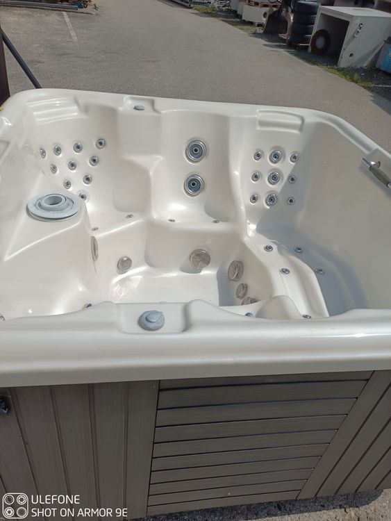 Whirlpool Pool (Gebraucht) in Gettnau für CHF 1549 – nur Abholung auf ...