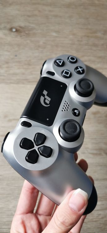 PS4 Controller Gran Turismo (Gebraucht) in für CHF 26 – mit Lieferung ...