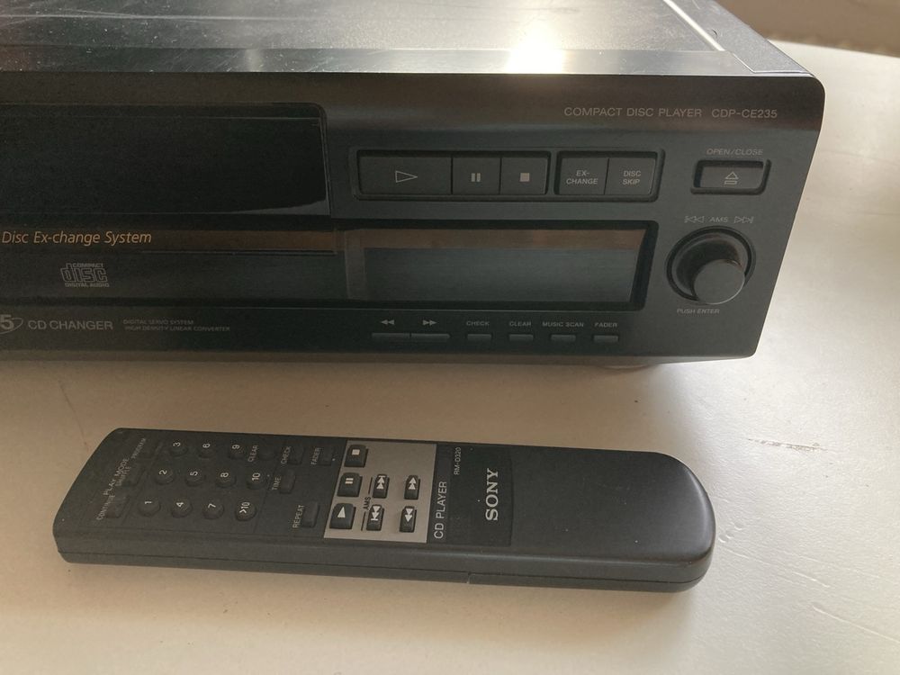 Sony CD-Player CDP-CE235 5-fach CD-Wechsler (Gebraucht) in Basel für CHF 50 – mit Lieferung auf ...