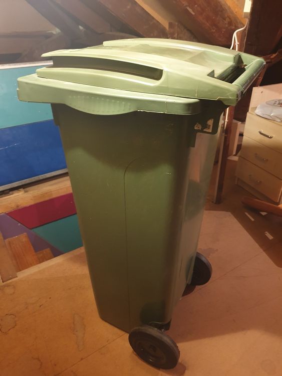 Grünabfall Container 140L (Gebraucht) in St.Gallen für CHF 20 – nur ...