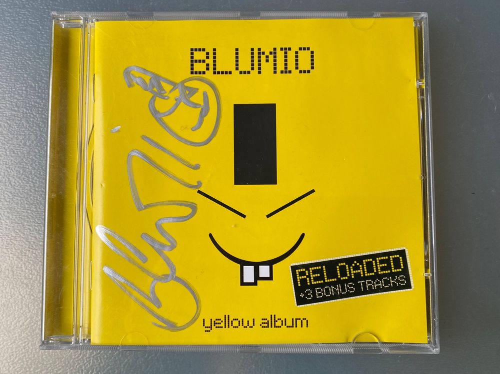 Blumio - Yello Album mit orginal Unterschrift (Gebraucht) in Oberried ...