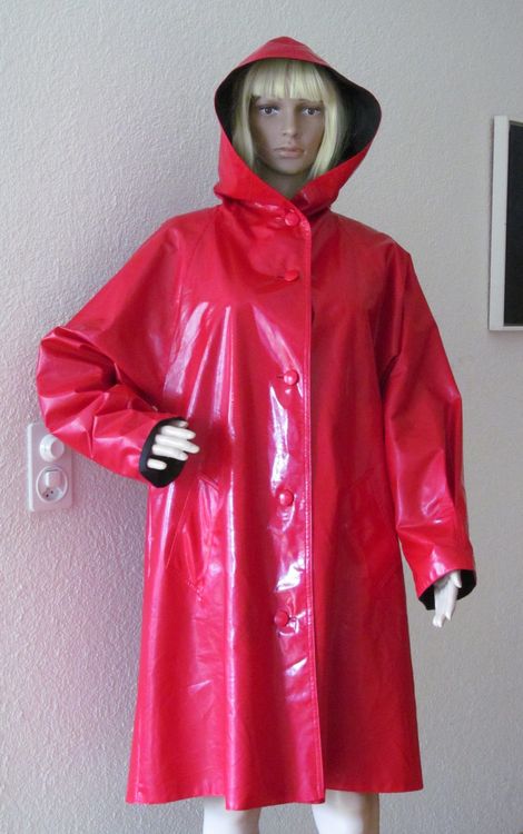 Roter Lackmantel Regenmantel Herluf Design Gr.40 80er Jahre (Gebraucht ...