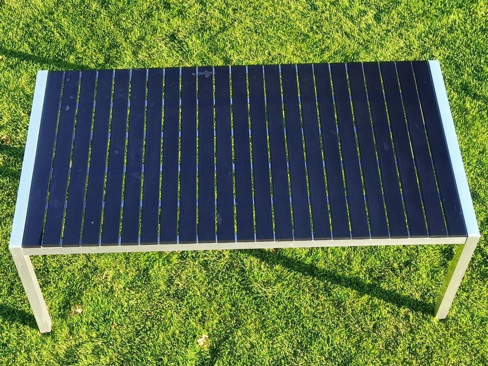 grosser Tisch mit Alugestell wetterfest 194cm x 101cm (Gebraucht) in Beinwil am See für CHF 80 ...