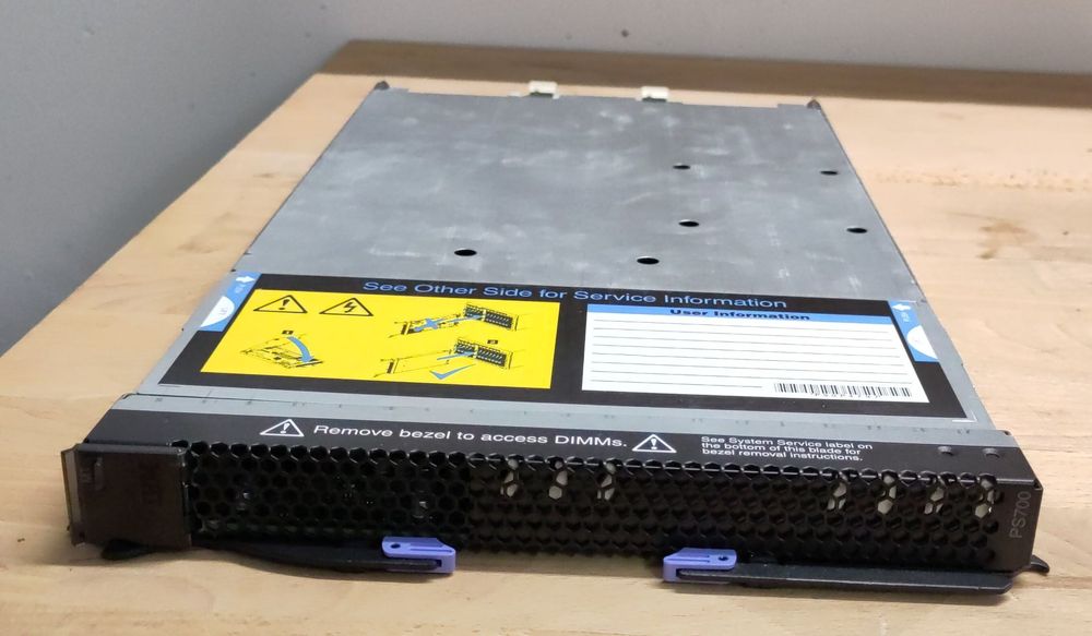 IBM JS12 Blade System Board + Chassis (44M1501) | Kaufen auf Ricardo