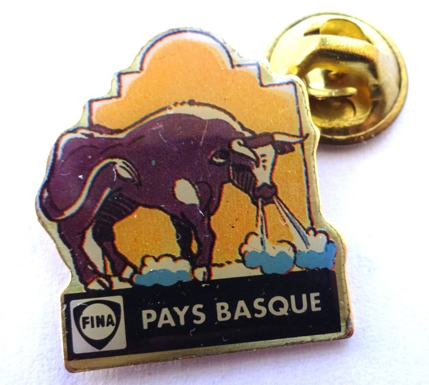 Pin Stier FINA Pays Basque (Gebraucht) in Utzenstorf für CHF 1 – mit ...