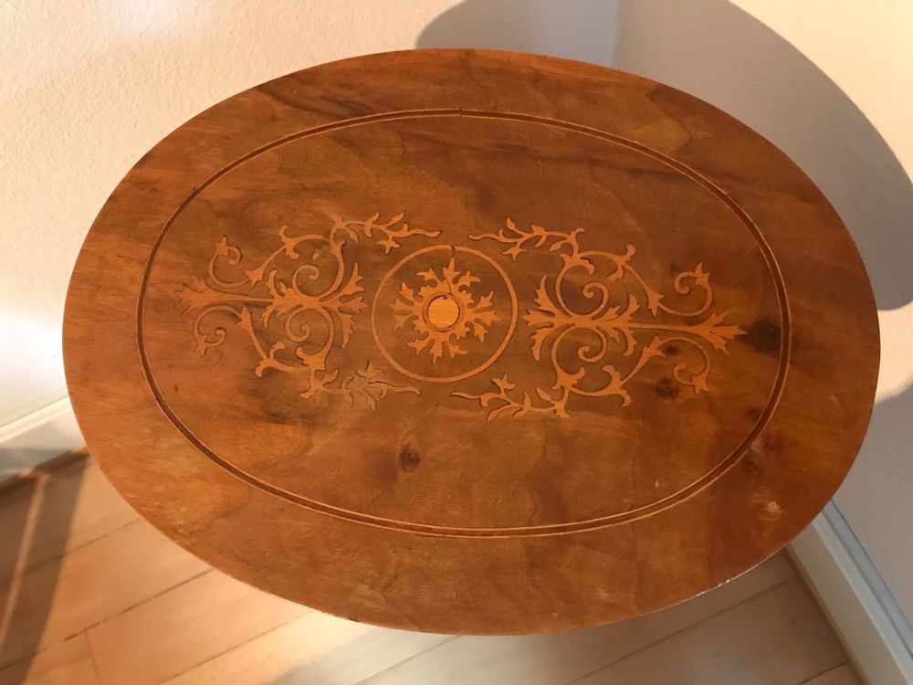 Beistelltisch Intarsien Holz (Gebraucht) in Basel für CHF 110 – nur ...
