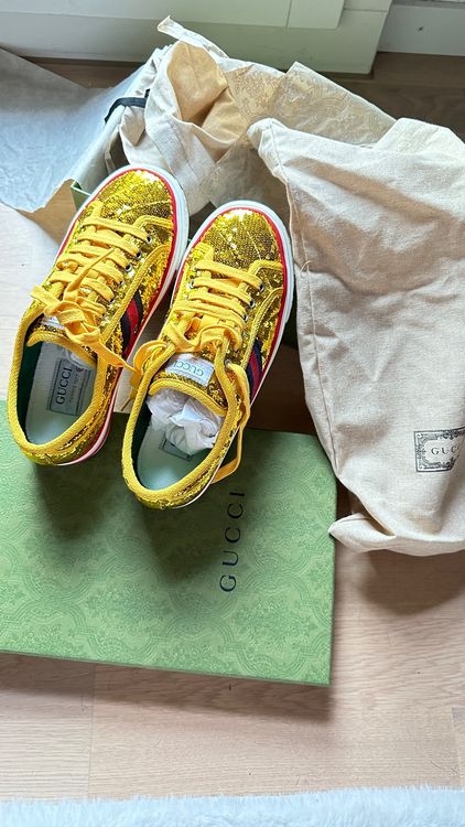 GUCCI Snickers Gold NEW (Neu und originalverpackt) in Seengen für CHF ...