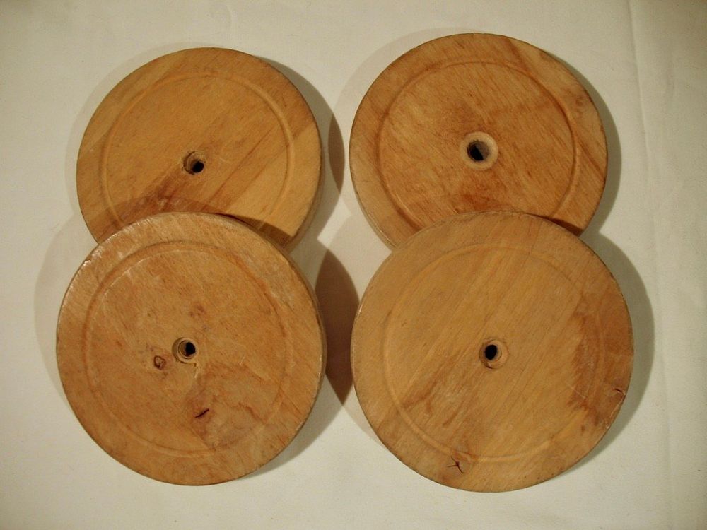 4 Holz Räder Massiv Buche für Fahrzeuge Wagen Basteln (Gebraucht) in ...