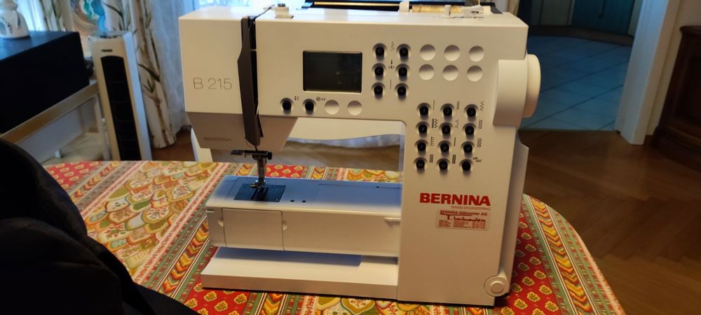 Bernina Nähmaschine B215 | Kaufen auf Ricardo