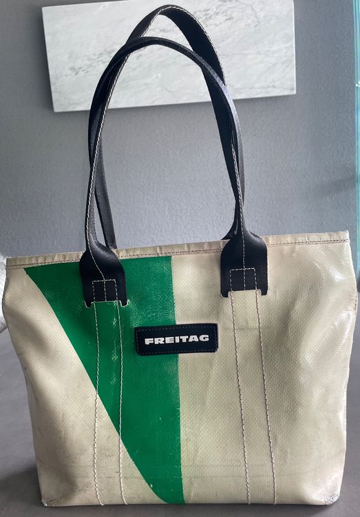 Freitag Tasche Donna F72 (Gebraucht) in Niederrohrdorf für CHF 85 – mit Lieferung auf Ricardo kaufen