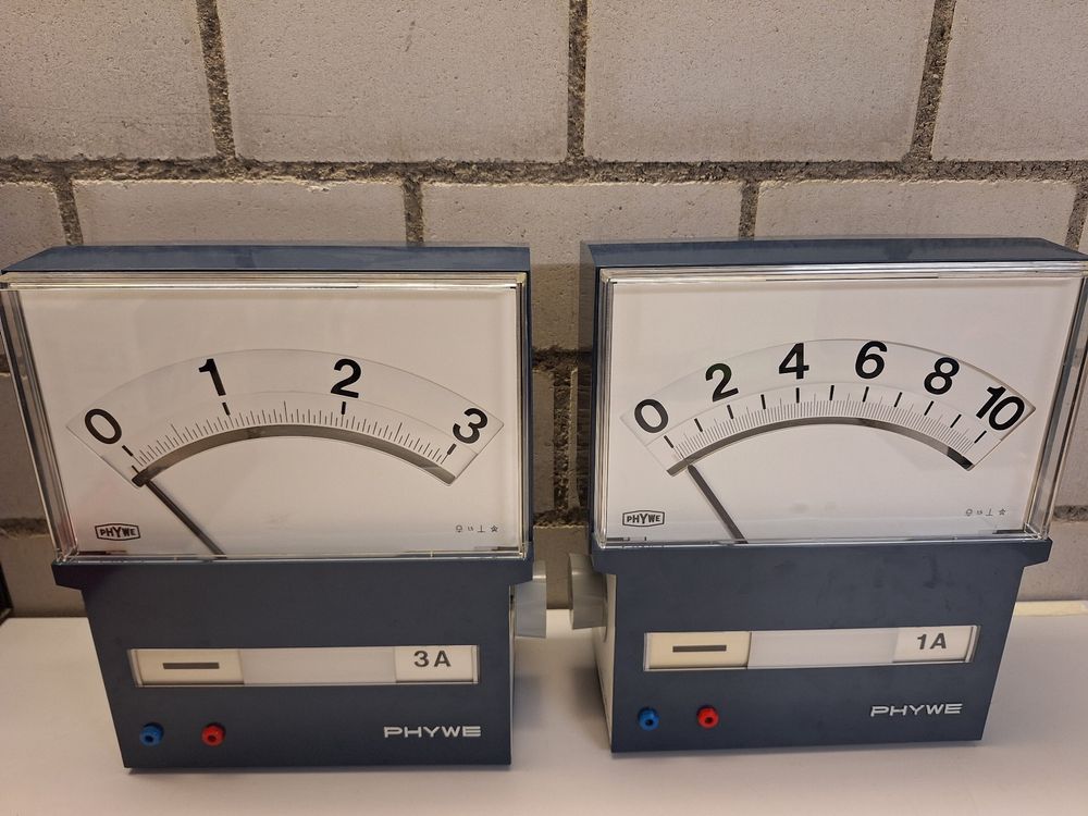 2 Multimètres Phywe de démonstration (Gebraucht) in Treyvaux für CHF ...