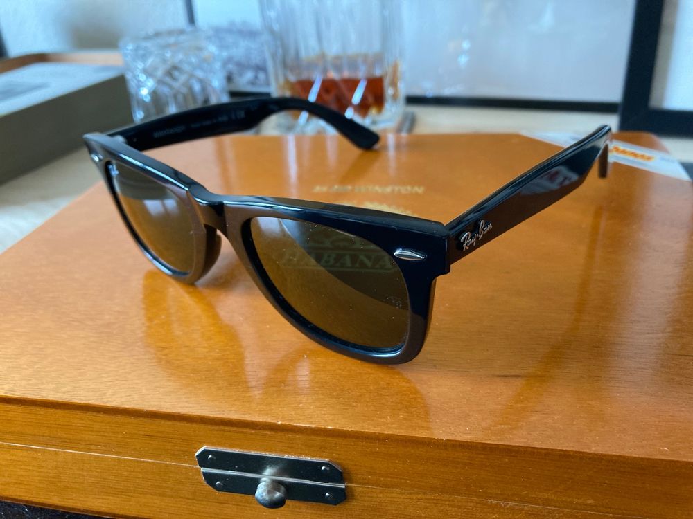 Sonnenbrille im Stil von Ray Ban Wayfarer (Gebraucht) in Seewil für CHF ...