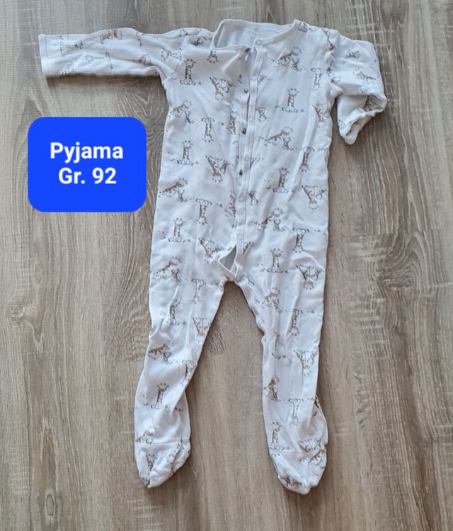 2 Pyjamas Gr. 92 top Qualität | Kaufen auf Ricardo