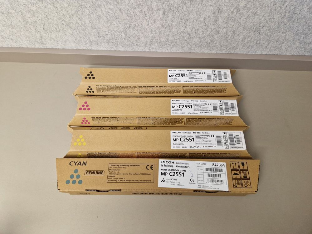 Ricoh Toner MP C2551 kompletter Satz | Kaufen auf Ricardo