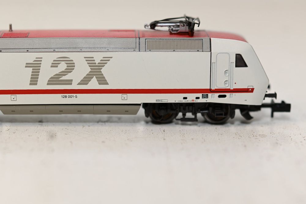 BR 128 AEG 12 X Minitrix Spur N ohne OVP , 1 Puffer fehlt (Gebraucht ...