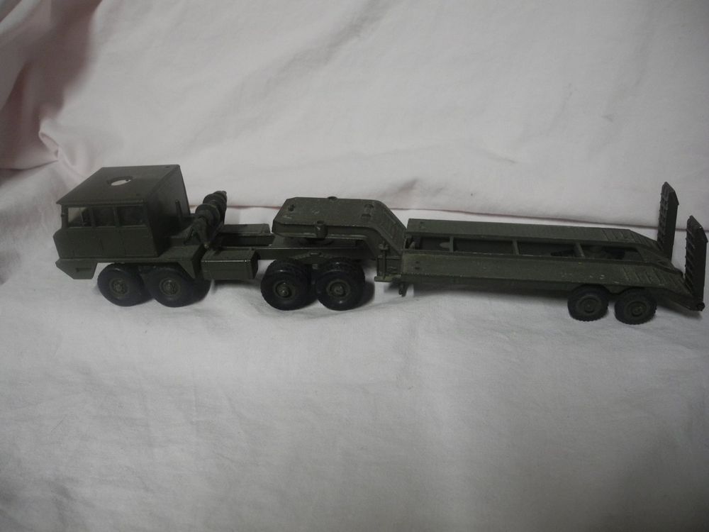 SOLIDO MILITÄR BERLIET PANZERTRANSPORTER (Gebraucht) in für CHF 11 ...