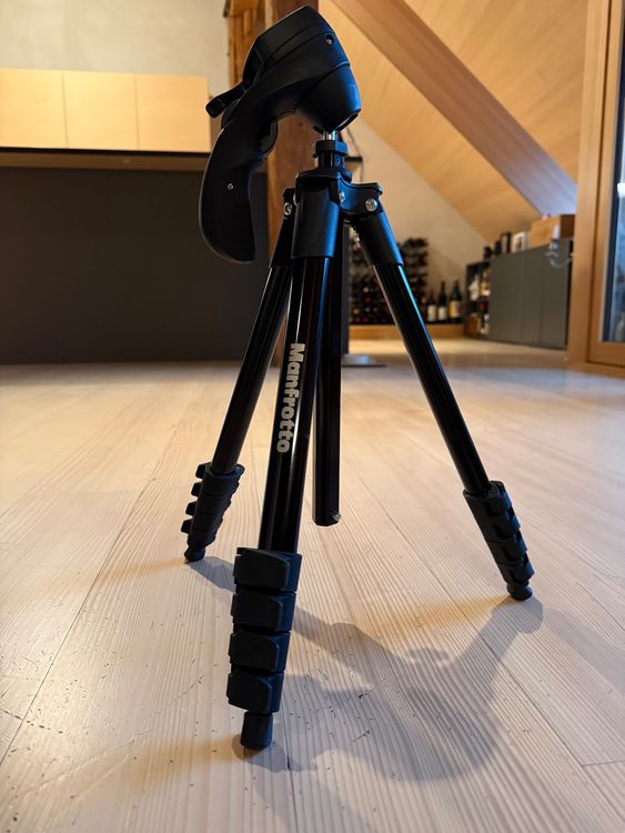 Manfrotto Stativ Compact Action (Gebraucht) in Mörschwil für CHF 1 ...
