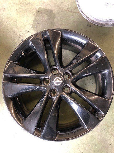 4 Stück Alufelgen Astra J 18x7.5 (Gebraucht) in für CHF 80 – nur ...