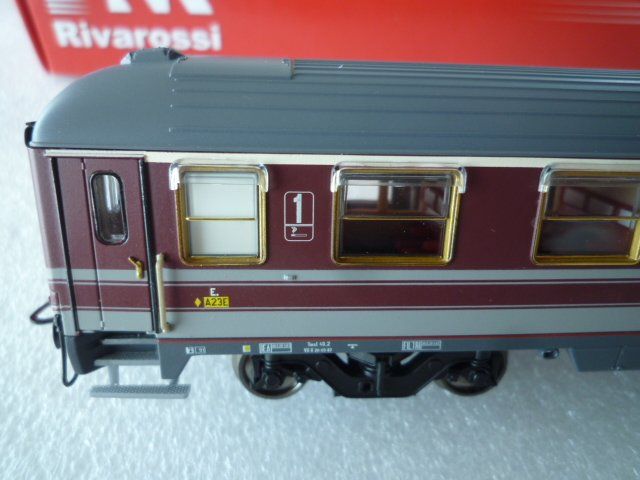 NEU-Rivarossi HR4096 Carozza 1. cl. FS UIC-X alta velocita (Neu und originalverpackt) in ...