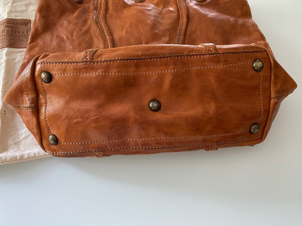 Campomaggi Tasche mit Schulterriemen und Beutel 42x33cm (Gebraucht) in ...