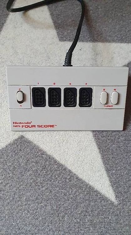 NES Four Score Adapter (Gebraucht) in Leuzigen für CHF 23 – mit ...