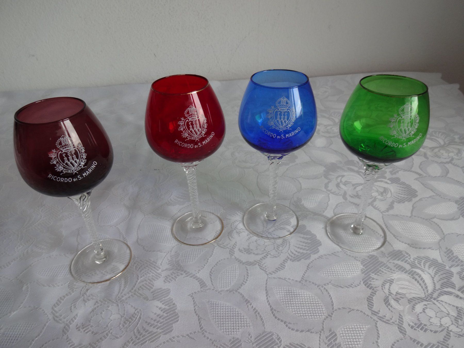 Set Glaser 4 Stück von Ricordo Di S. Marino (Gebraucht) in Frauenfeld ...