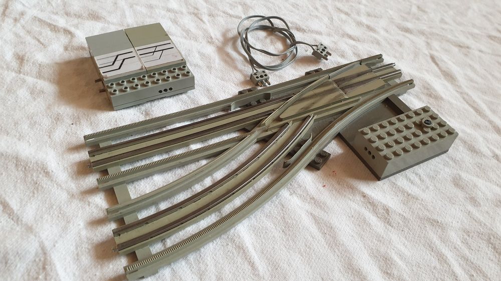 LEGO Eisenbahn 12V Weiche elektrisch System (Gebraucht) in Würenlingen ...