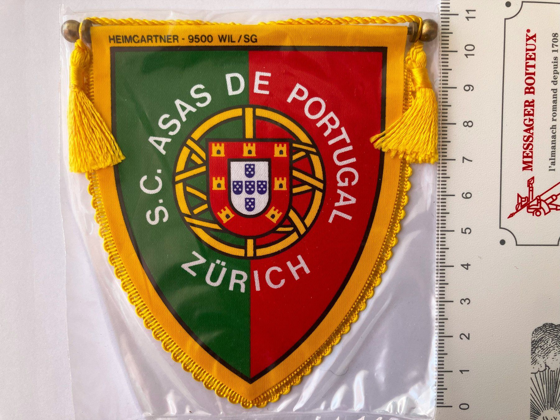 Vintage Fanion/Wimpel S.C. ASAS DE PORTUGAL ZÜRICH (Neu und originalverpackt) in Gland für CHF 8 ...