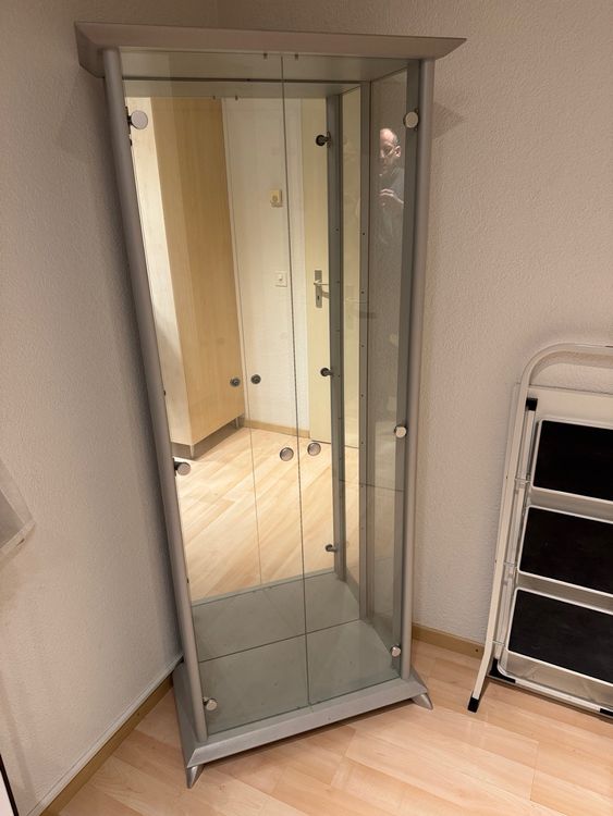 Vitrine Glas +8 Tablare (Gebraucht) in Unterkulm für CHF 40 – nur Abholung auf Ricardo kaufen