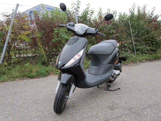 Roller Piaggio Zip 50ccm 4 Takt Günstig ab Platz | Kaufen auf Ricardo