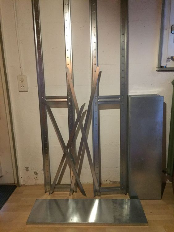 Metallgestell (Gebraucht) in Luzern für CHF 30 – nur Abholung auf ...