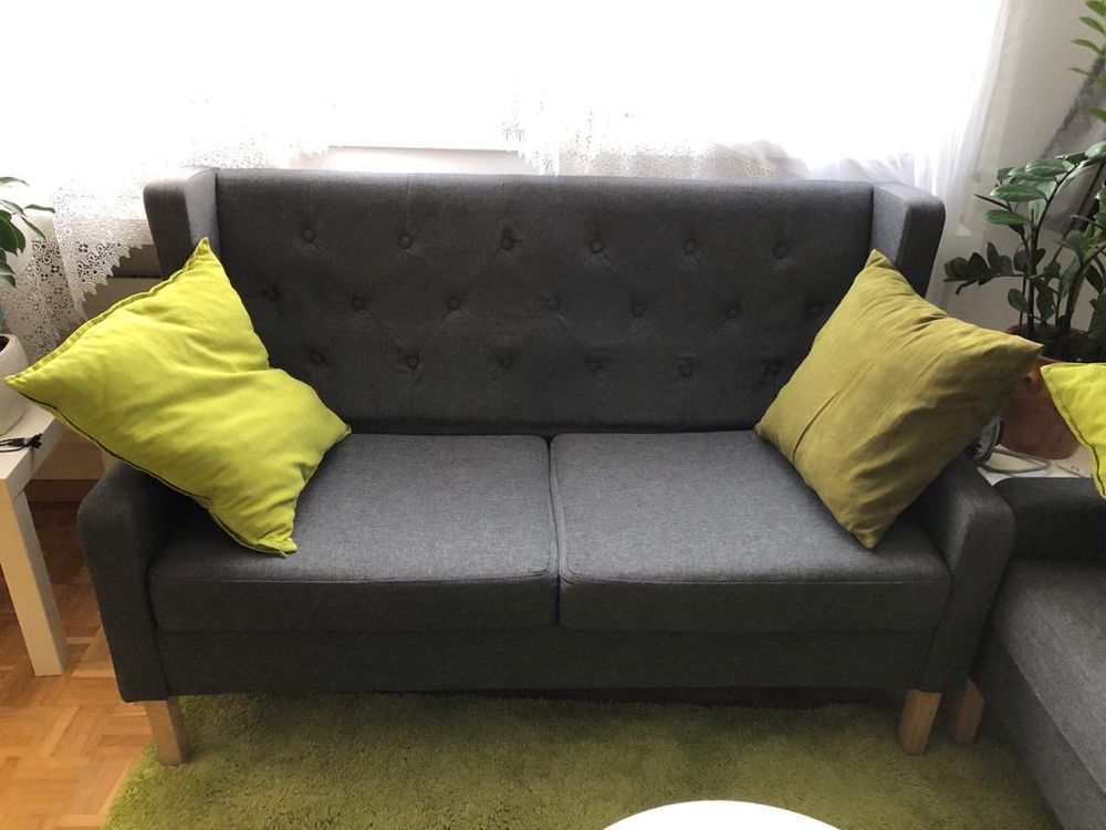 Sofas 2er und 3er (Gebraucht) in Kriens für CHF 30 – nur Abholung auf Ricardo kaufen