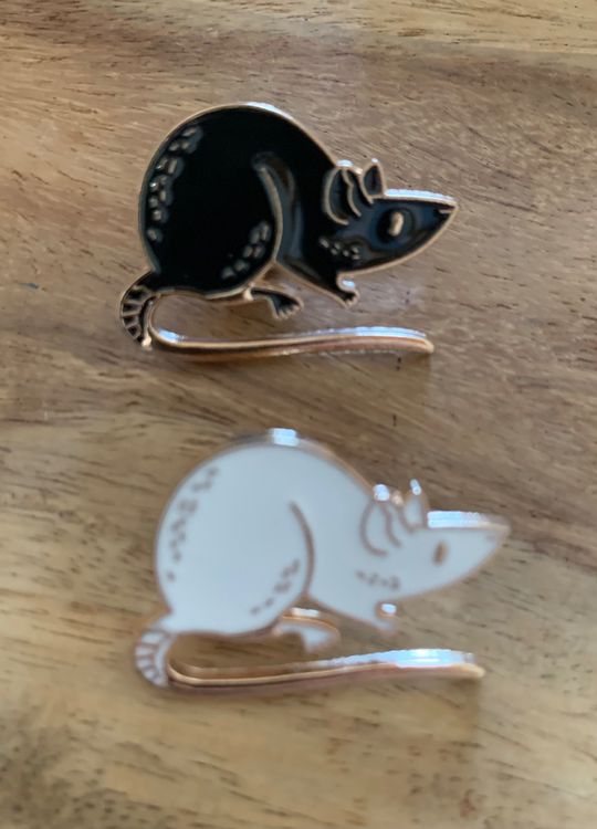 2x Pin Ratte (Neu und originalverpackt) in Geneve für CHF 2.2 – mit Lieferung auf Ricardo kaufen