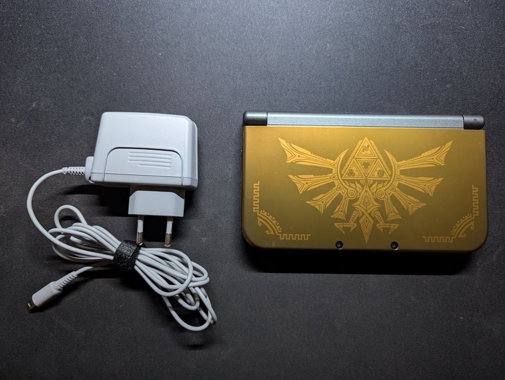 New Nintendo 3DS XL: Hyrule Edition Konsole + Spiel (Gebraucht) in ...