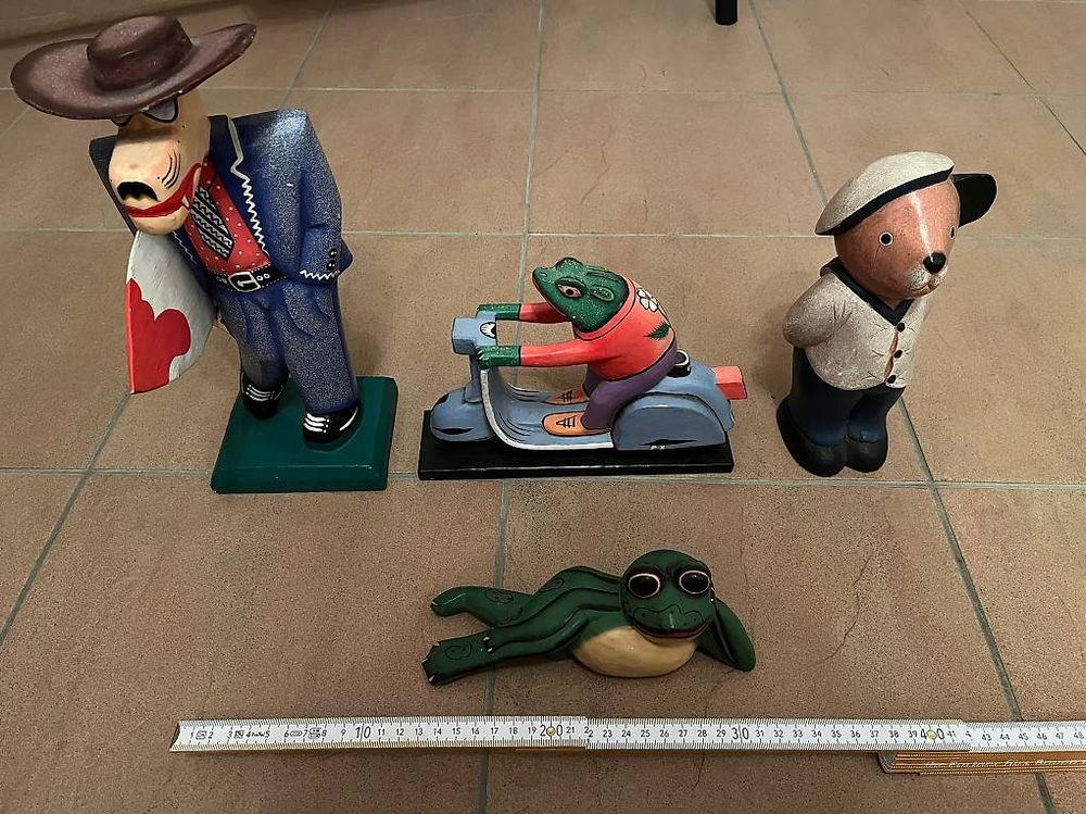 Holz Dekos (Gebraucht) in Therwil für CHF 3 – nur Abholung auf Ricardo ...