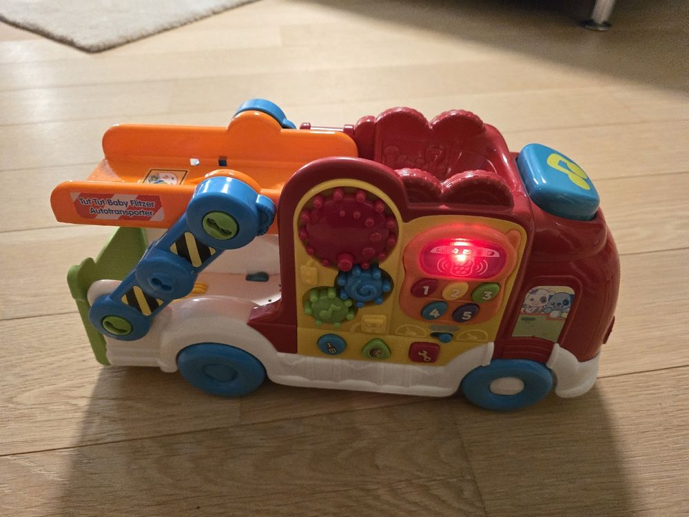 VTech Autotransporter mit Musik (Gebraucht) in Horn für CHF 2 – mit ...