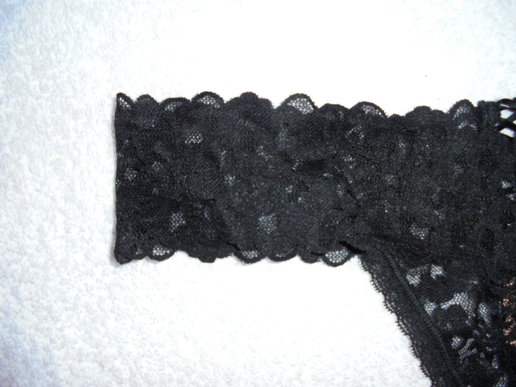 VICTORIA'S SECRET LACIE THONG, L, NEU, RÜCKSEITE...... (Neu und ...