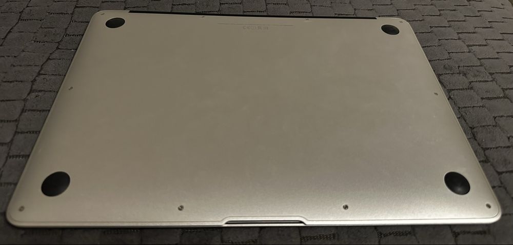 Apple MacBook Air 13” (Early 2015)– i5, 8 GB RAM, 128 GB SSD (Gebraucht ...